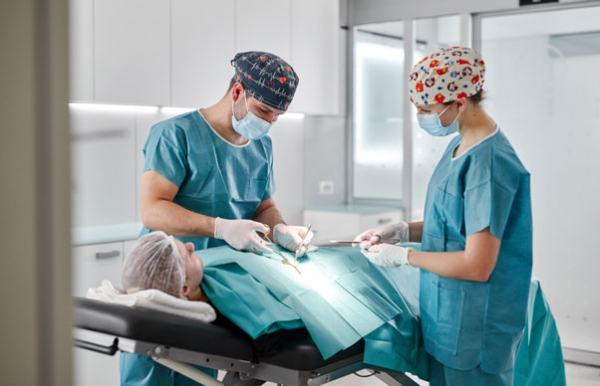 New Day surgery table S for outpatient procedures│Novak M