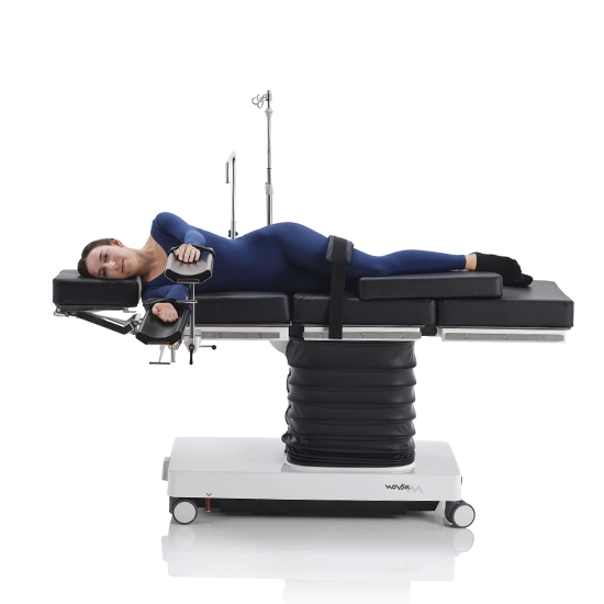 Operating table Y - universal and mobile │ Novak M